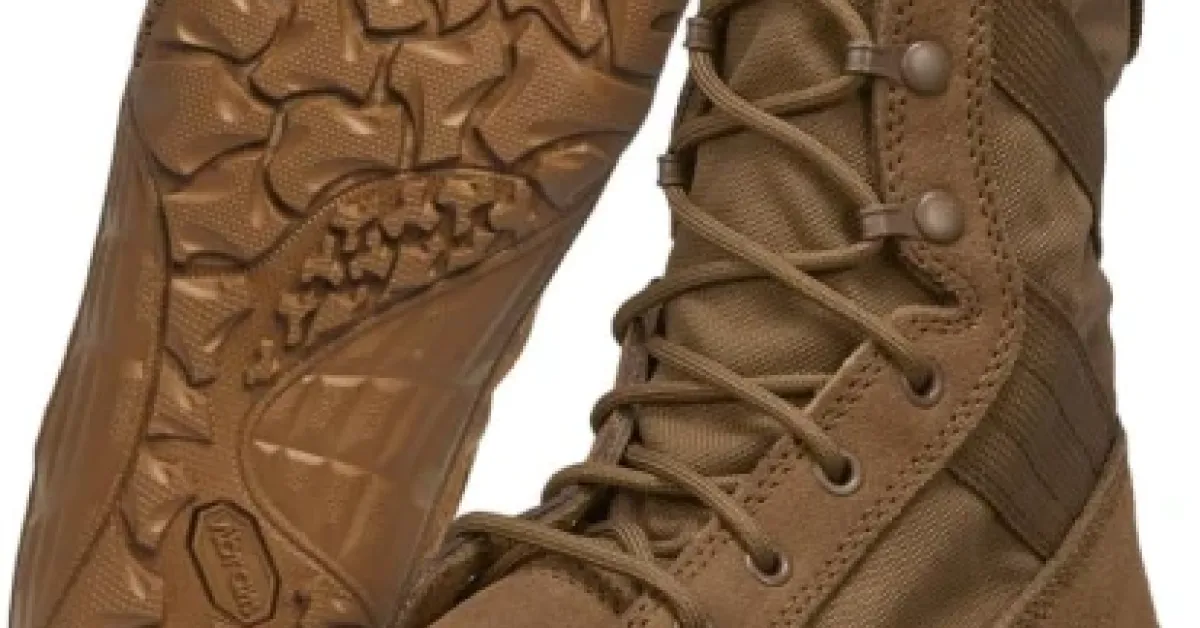 TACTICAL RESEARCH Mini-Mil TR105 Review: ultralight minimalist boots ...
